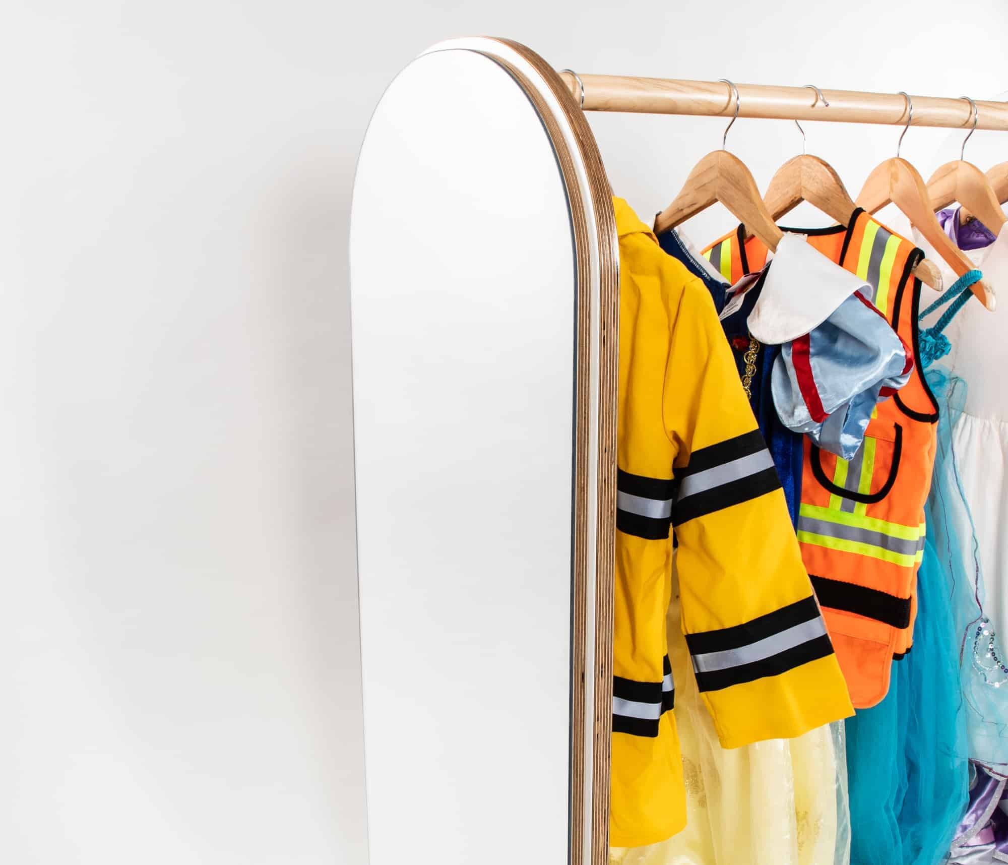 Dress Up Unit - Starex